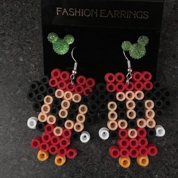 Disney | Jewelry | Handmade Minnie Mouse Perler Beadstud Set | Poshmark